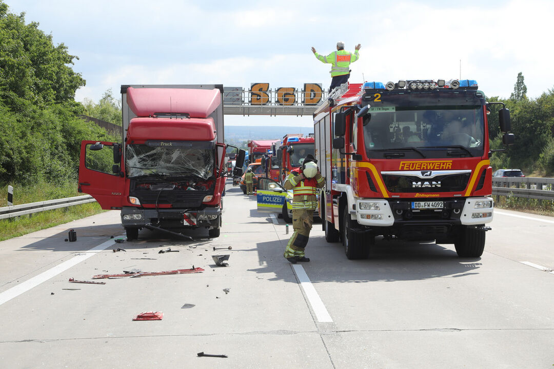 Lange Staus auf der A4 nach LKW-Unfall bei Dresden-Altstadt - Radio Dresden